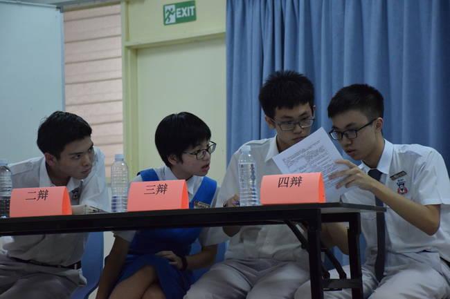 Winning a Debate for Senior Students – Kuen Cheng High School